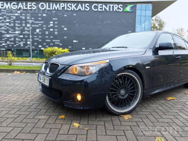 Zils BMW 530 2007 Jelgava, ar dzinēja tilpumu 3.00 L un nobraukumu 444 tūkst. km par 7500 €, foto 4 vietnē AUTOMOTO.COM.LV