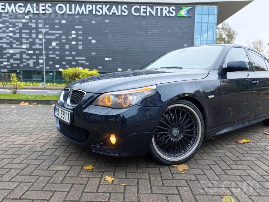 Zils BMW 530 2007 Jelgava, ar dzinēja tilpumu 3.00 L un nobraukumu 444 tūkst. km par 7500 €, foto 4 vietnē AUTOMOTO.COM.LV
