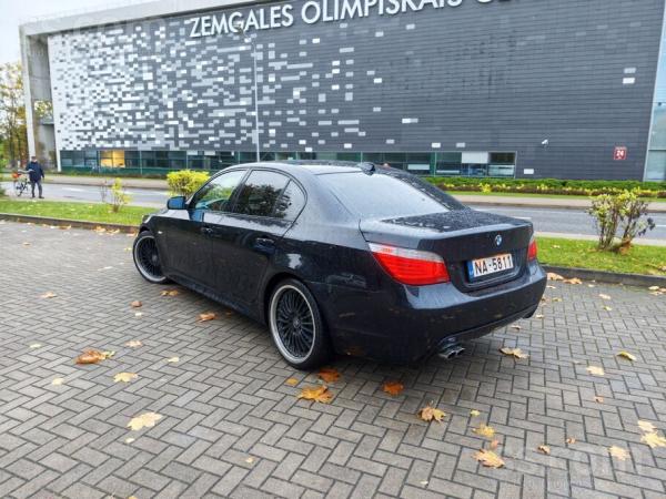 Zils BMW 530 2007 Jelgava, ar dzinēja tilpumu 3.00 L un nobraukumu 444 tūkst. km par 7500 €, foto 7 vietnē AUTOMOTO.COM.LV