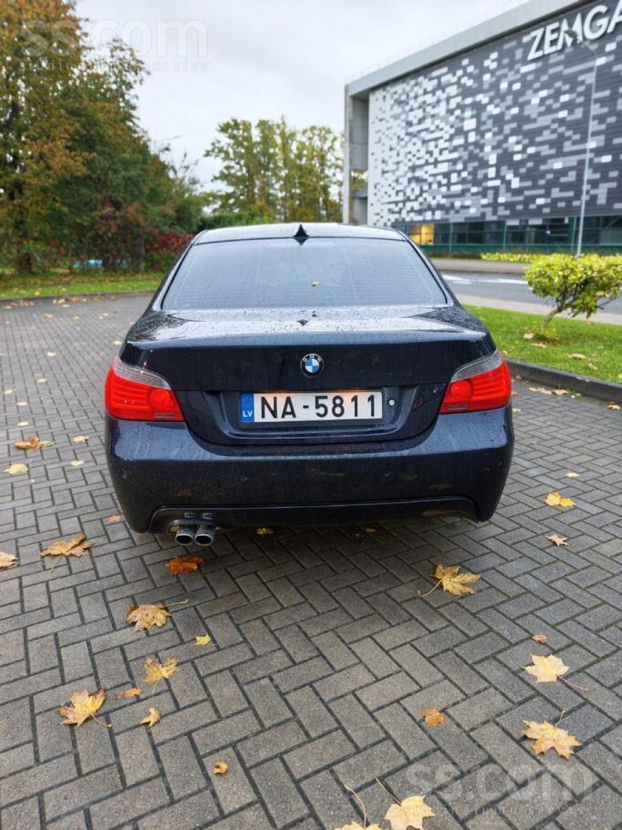 Zils BMW 530 2007 Jelgava, ar dzinēja tilpumu 3.00 L un nobraukumu 444 tūkst. km par 7500 €, foto 9 vietnē AUTOMOTO.COM.LV