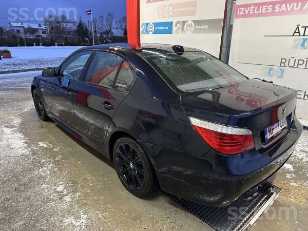 Zils BMW 530 2008 Rīga, ar dzinēja tilpumu 3.00 L un nobraukumu 387 tūkst. km par 6990 €, foto 9 vietnē AUTOMOTO.COM.LV