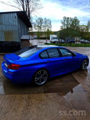 Blue BMW 530 2010 in Riga, with an engine capacity of 3.00 L and mileage of 383 thousand km for 13000 €, photo 5 on AUTOMOTO.COM.LV