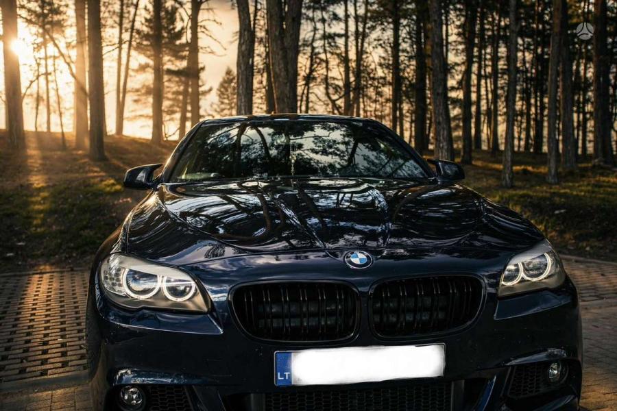 Blue BMW 530 2010 in Marijampole, with an engine capacity of 2.99 L and mileage of 348 thousand km for 9000 €, photo 4 on AUTOMOTO.COM.LV