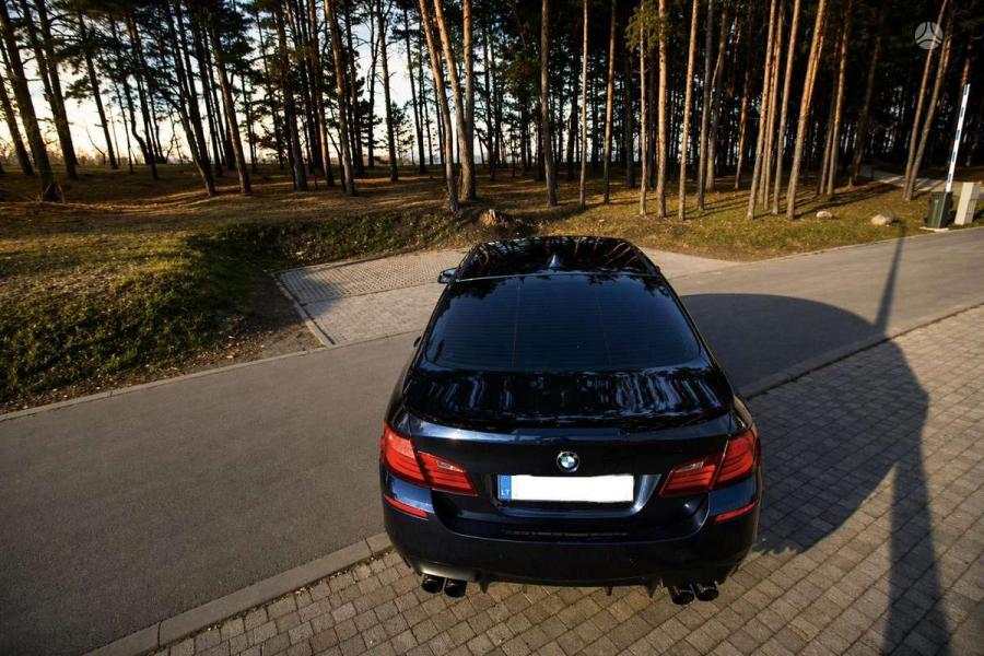 Blue BMW 530 2010 in Marijampole, with an engine capacity of 2.99 L and mileage of 348 thousand km for 9000 €, photo 5 on AUTOMOTO.COM.LV
