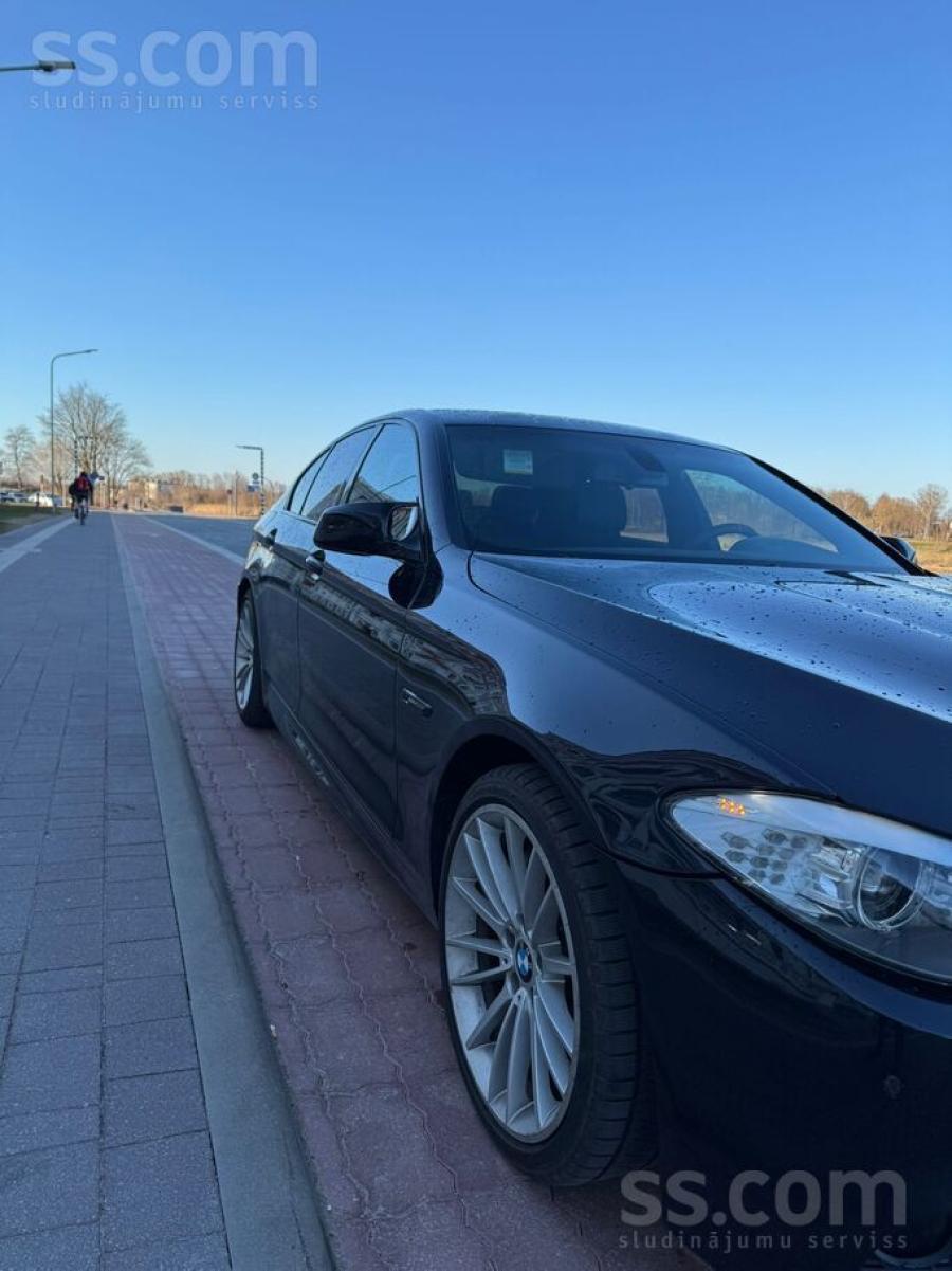 Zils BMW 530 2011 Jelgava, ar dzinēja tilpumu 3.00 L un nobraukumu 324 tūkst. km par 10499 €, foto 4 vietnē AUTOMOTO.COM.LV