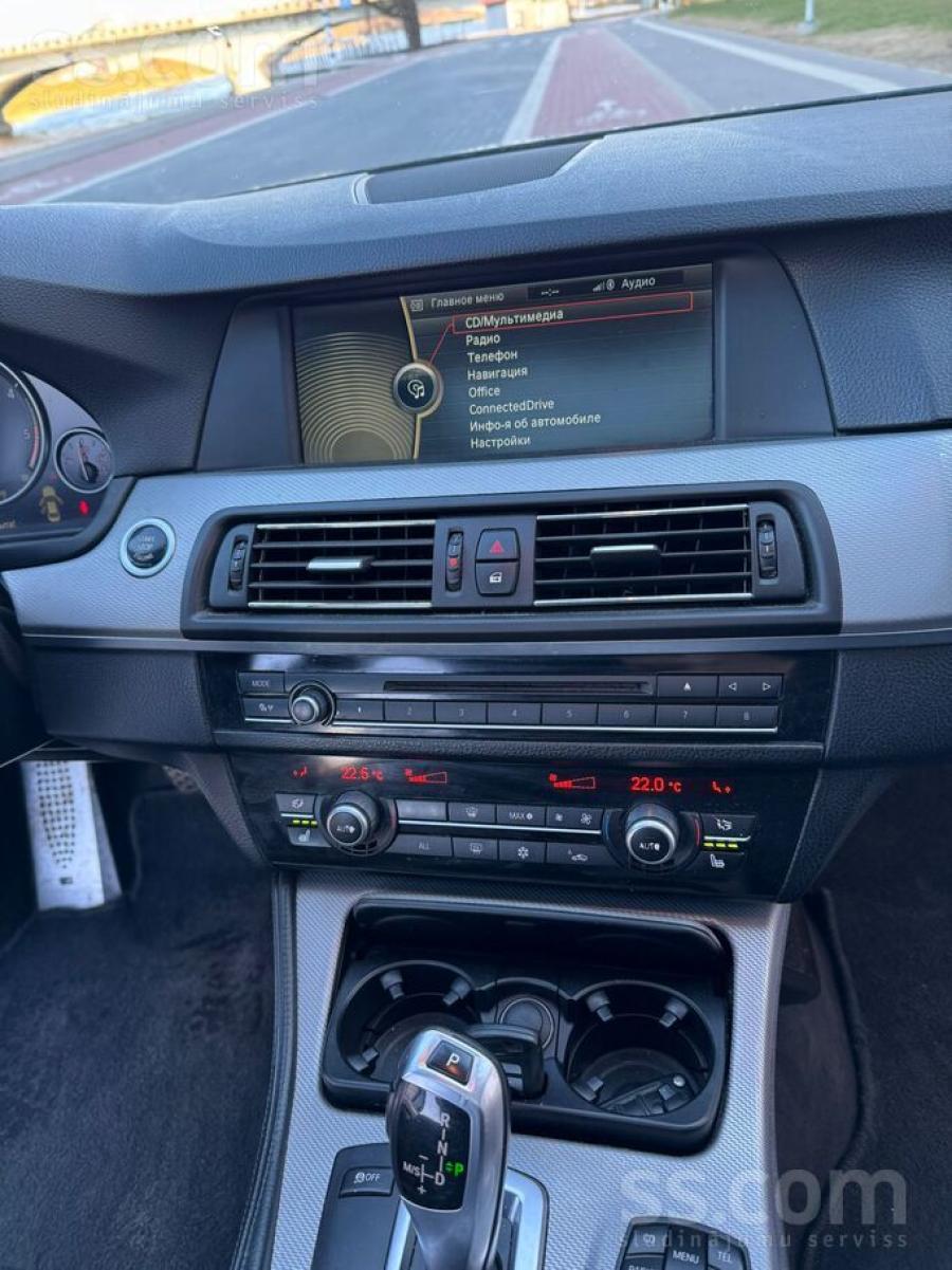 Zils BMW 530 2011 Jelgava, ar dzinēja tilpumu 3.00 L un nobraukumu 324 tūkst. km par 10499 €, foto 10 vietnē AUTOMOTO.COM.LV