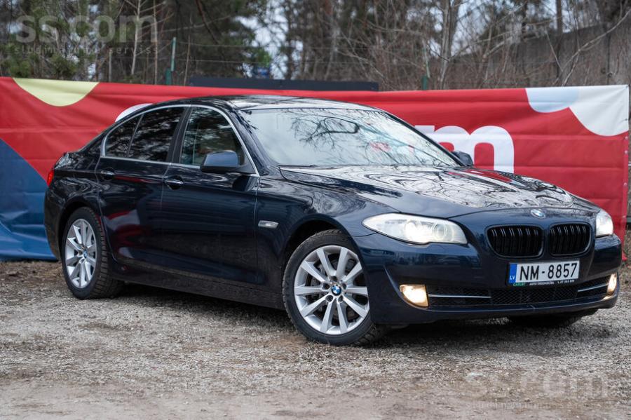Blue BMW 530 2011 in Riga, with an engine capacity of 3.00 L and mileage of 282 thousand km for 7900 €, photo 3 on AUTOMOTO.COM.LV