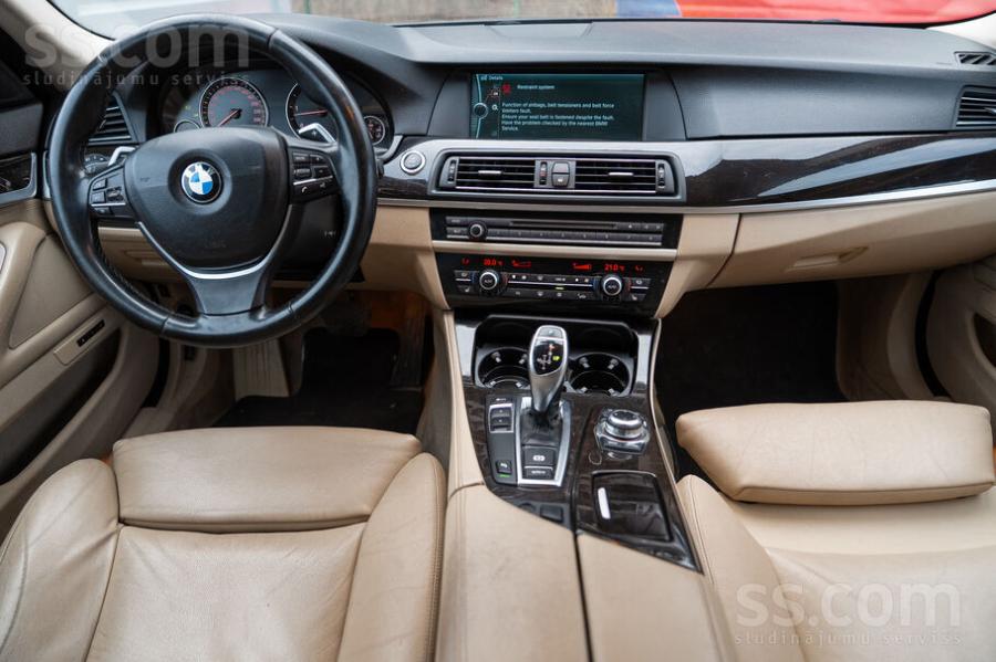 Blue BMW 530 2011 in Riga, with an engine capacity of 3.00 L and mileage of 282 thousand km for 7900 €, photo 6 on AUTOMOTO.COM.LV