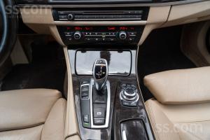 Blue BMW 530 2011 in Riga, with an engine capacity of 3.00 L and mileage of 282 thousand km for 7900 €, photo 7 on AUTOMOTO.COM.LV