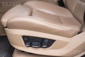 Blue BMW 530 2011 in Riga, with an engine capacity of 3.00 L and mileage of 282 thousand km for 7900 €, photo 16 on AUTOMOTO.COM.LV
