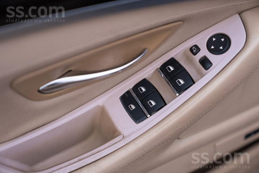 Blue BMW 530 2011 in Riga, with an engine capacity of 3.00 L and mileage of 282 thousand km for 7900 €, photo 18 on AUTOMOTO.COM.LV