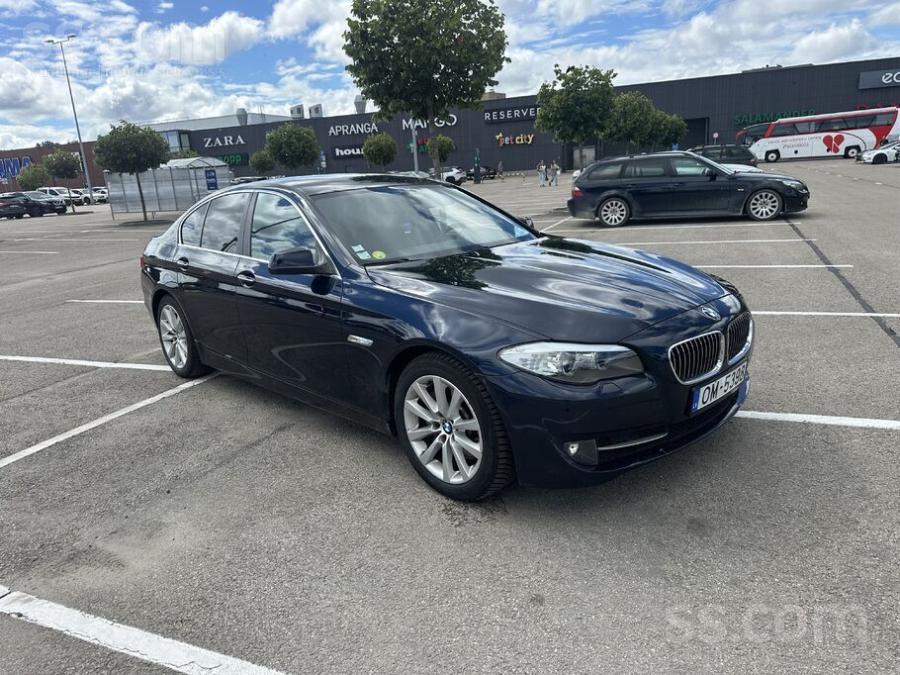 Синий БМВ 530 2011 в Рига, объемом двигателя 3.00 л и пробегом 152 тыс. км за 9500 €, фото 5 на AUTOMOTO.COM.LV