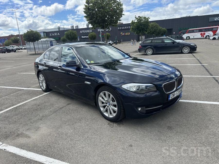 Zils BMW 530 2011 Rīga, ar dzinēja tilpumu 3.00 L un nobraukumu 151 tūkst. km par 9500 €, foto 1 vietnē AUTOMOTO.COM.LV