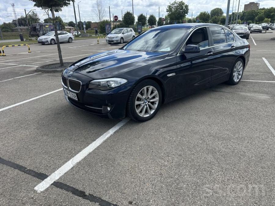 Zils BMW 530 2011 Rīga, ar dzinēja tilpumu 3.00 L un nobraukumu 151 tūkst. km par 9500 €, foto 3 vietnē AUTOMOTO.COM.LV