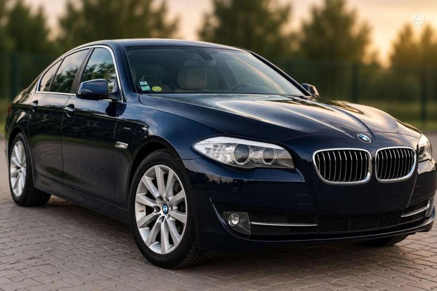 Zils BMW 530 2011 Kauņa, ar dzinēja tilpumu 0.00 L un nobraukumu 154 tūkst. km par 8750 €, foto 1 vietnē AUTOMOTO.COM.LV