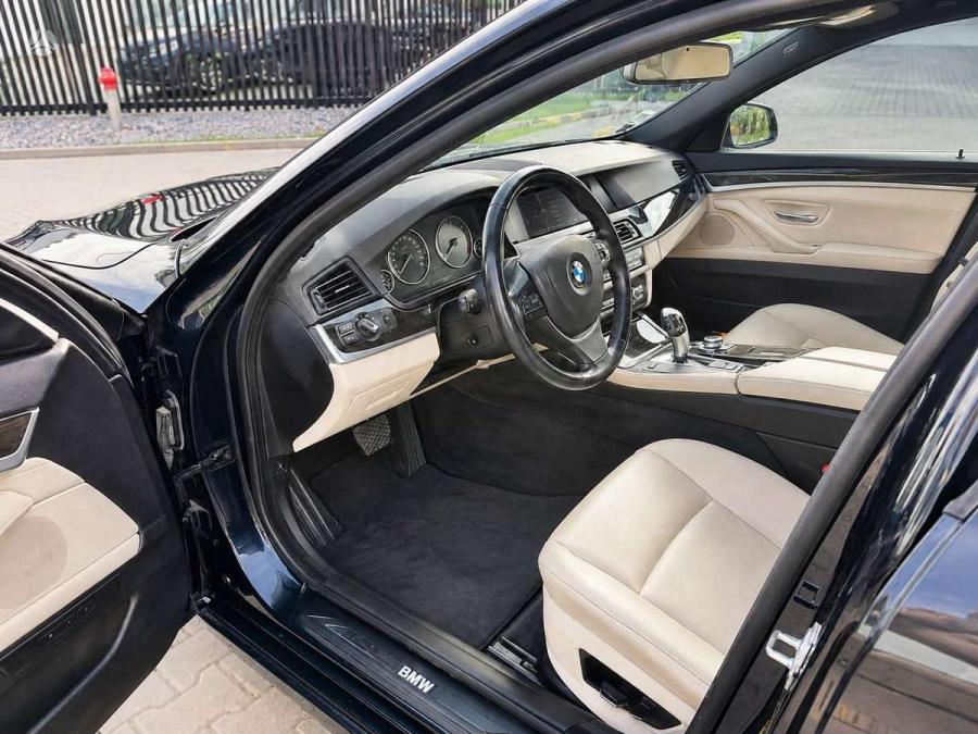 Zils BMW 530 2011 Kauņa, ar dzinēja tilpumu 0.00 L un nobraukumu 154 tūkst. km par 8750 €, foto 3 vietnē AUTOMOTO.COM.LV