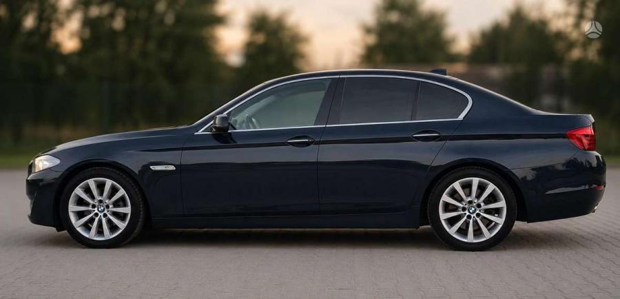 Zils BMW 530 2011 Kauņa, ar dzinēja tilpumu 0.00 L un nobraukumu 154 tūkst. km par 8750 €, foto 5 vietnē AUTOMOTO.COM.LV