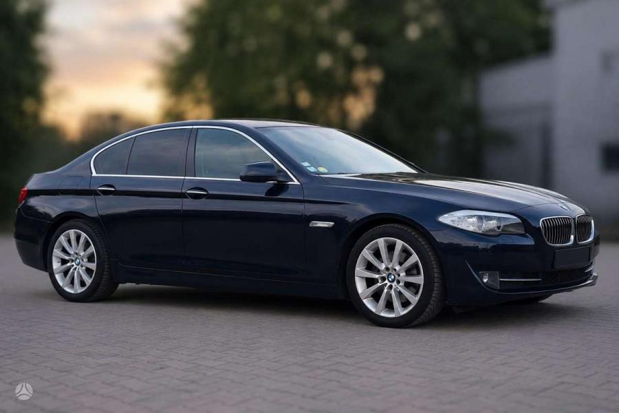 Zils BMW 530 2011 Kauņa, ar dzinēja tilpumu 0.00 L un nobraukumu 154 tūkst. km par 8750 €, foto 12 vietnē AUTOMOTO.COM.LV