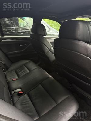 Zils BMW 530 2012 Rīga, ar dzinēja tilpumu 3.00 L un nobraukumu 296 tūkst. km par 6290 €, foto 14 vietnē AUTOMOTO.COM.LV