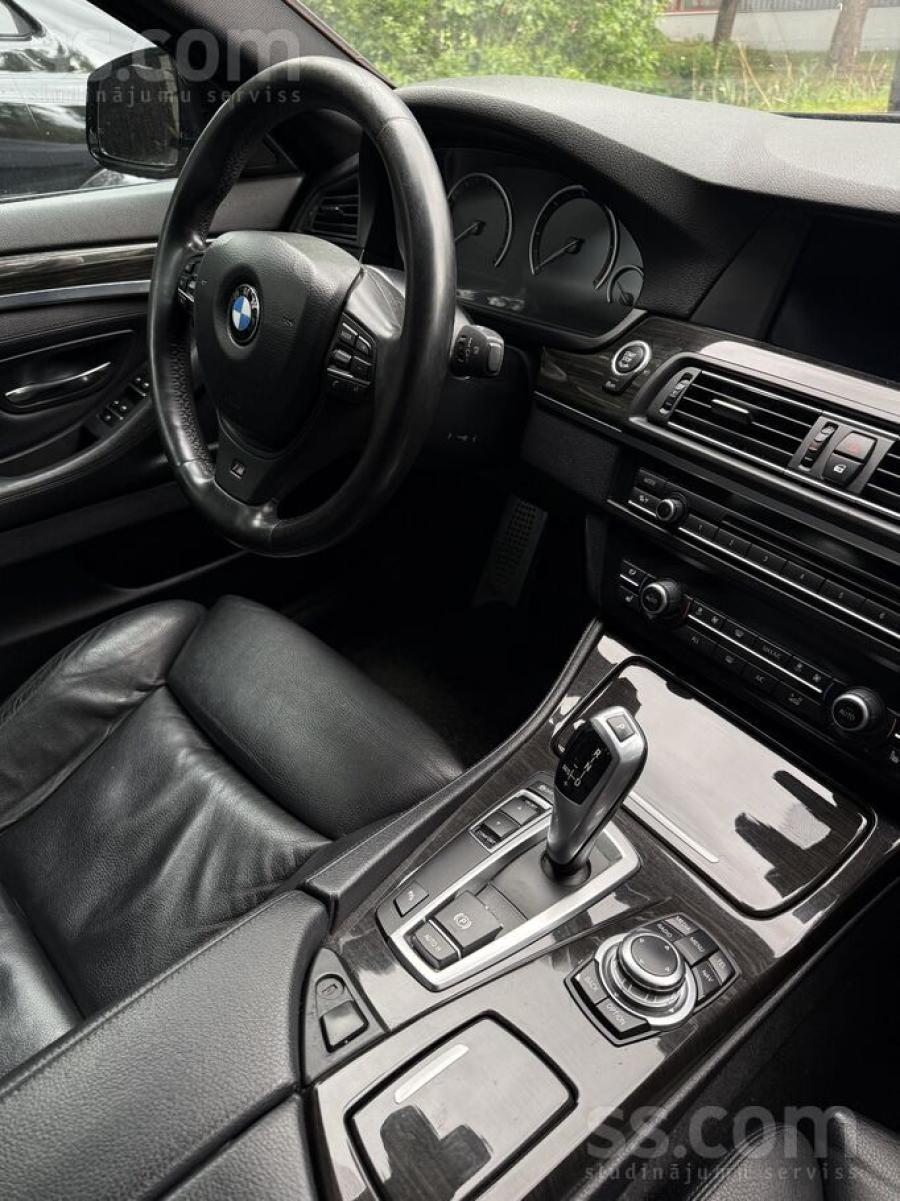 Zils BMW 530 2012 Rīga, ar dzinēja tilpumu 3.00 L un nobraukumu 296 tūkst. km par 6290 €, foto 15 vietnē AUTOMOTO.COM.LV