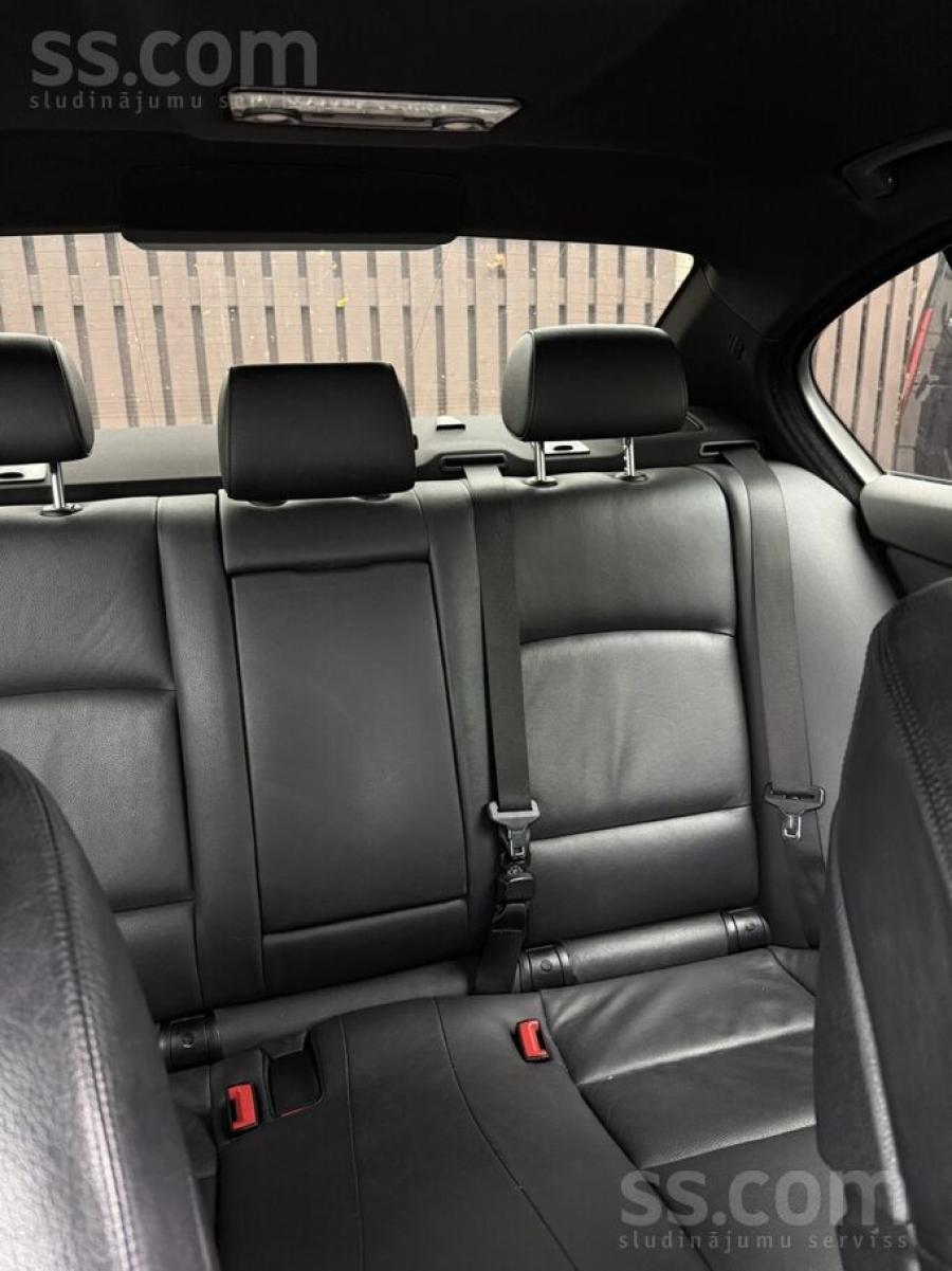 Zils BMW 530 2012 Rīga, ar dzinēja tilpumu 3.00 L un nobraukumu 316 tūkst. km par 5190 €, foto 11 vietnē AUTOMOTO.COM.LV