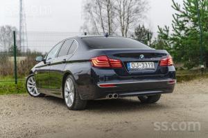 Blue BMW 530 2013 in Riga, with an engine capacity of 3.00 L and mileage of 296 thousand km for 14990 €, photo 4 on AUTOMOTO.COM.LV