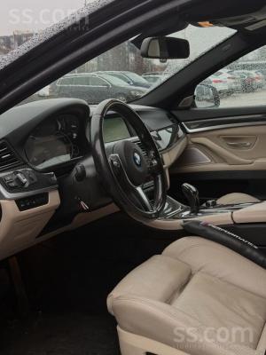 Blue BMW 530 2013 in Riga, with an engine capacity of 3.00 L and mileage of 251 thousand km for 12900 €, photo 9 on AUTOMOTO.COM.LV