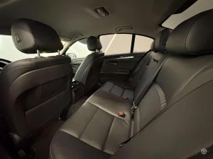 Blue BMW 530 2013 in Marijampole, with an engine capacity of 2.99 L and mileage of 244 thousand km for 11650 €, photo 22 on AUTOMOTO.COM.LV