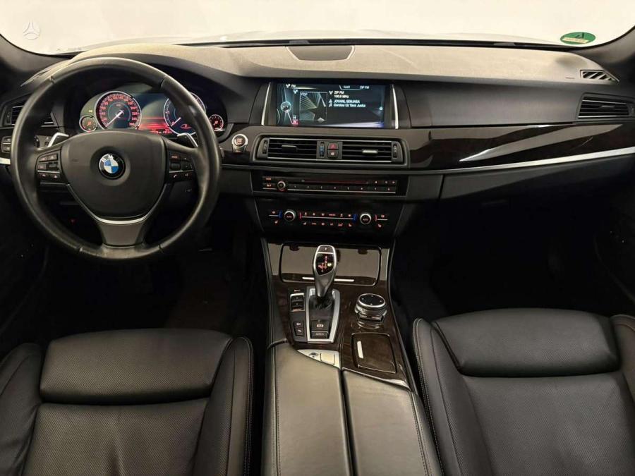 Zils BMW 530 2013 Marijampole, ar dzinēja tilpumu 2.99 L un nobraukumu 226 tūkst. km par 13999 €, foto 11 vietnē AUTOMOTO.COM.LV