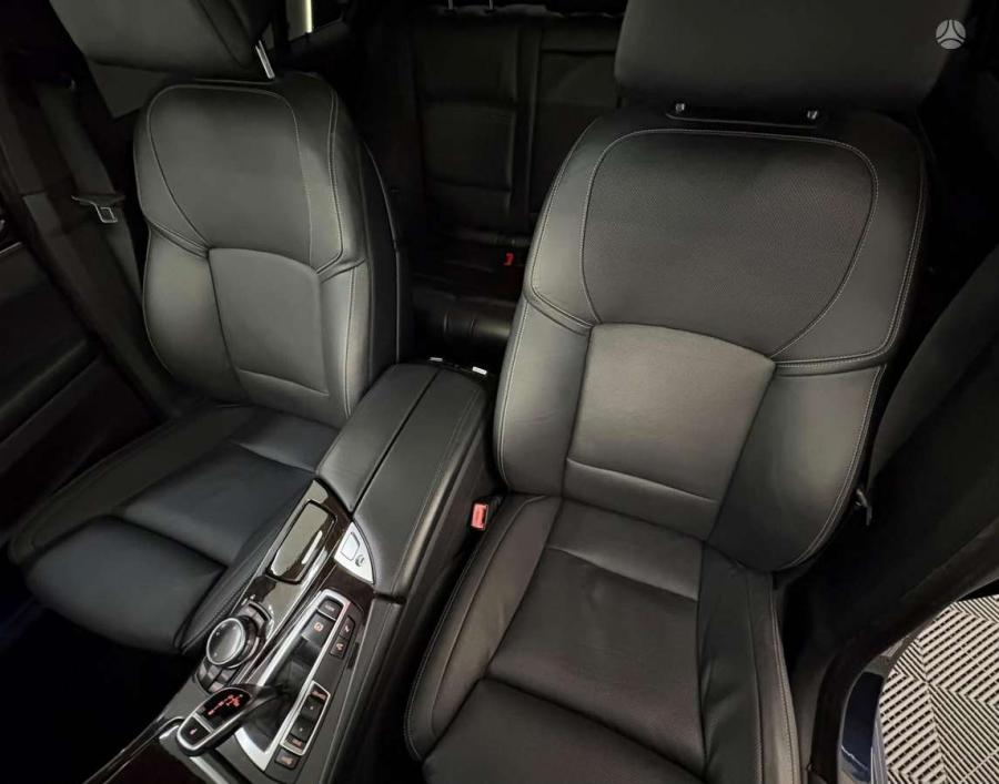 Zils BMW 530 2013 Marijampole, ar dzinēja tilpumu 2.99 L un nobraukumu 226 tūkst. km par 13999 €, foto 18 vietnē AUTOMOTO.COM.LV