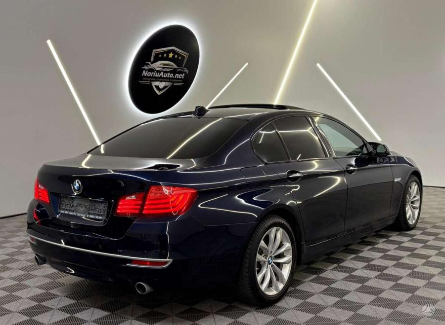 Zils BMW 530 2013 Marijampole, ar dzinēja tilpumu 2.99 L un nobraukumu 226 tūkst. km par 13999 €, foto 26 vietnē AUTOMOTO.COM.LV