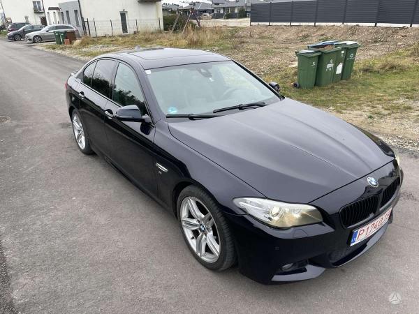 Blue BMW 530 2014 in Kaunas, with an engine capacity of 2.99 L and mileage of 269 thousand km for 15550 €, photo 3 on AUTOMOTO.COM.LV