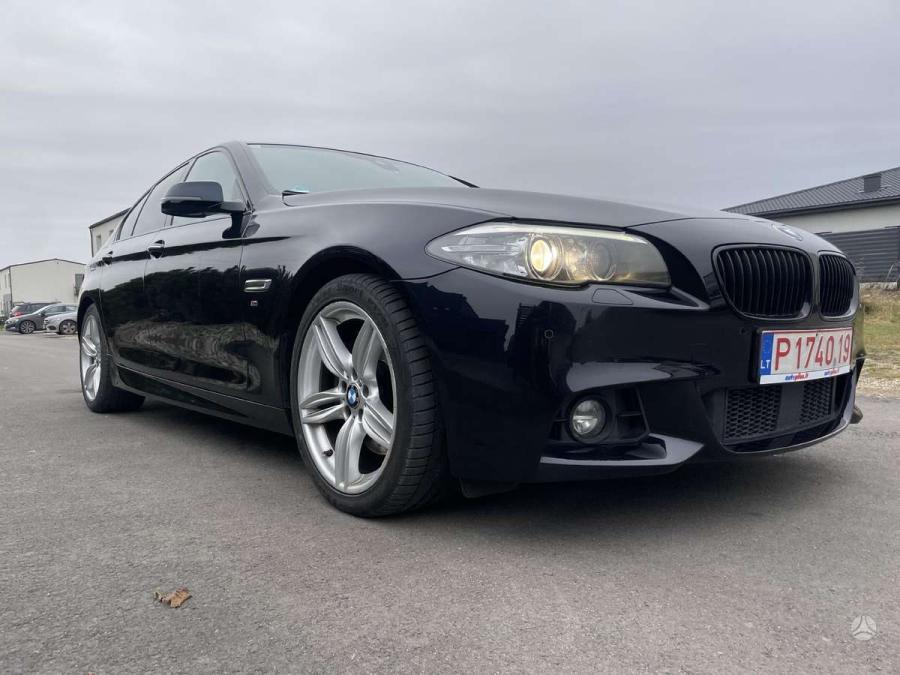 Zils BMW 530 2014 Kauņa, ar dzinēja tilpumu 2.99 L un nobraukumu 269 tūkst. km par 15550 €, foto 4 vietnē AUTOMOTO.COM.LV