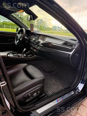 Blue BMW 530 2014 in Valmiera, with an engine capacity of 3.00 L and mileage of 247 thousand km for 14000 €, photo 5 on AUTOMOTO.COM.LV