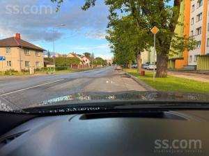 Blue BMW 530 2014 in Valmiera, with an engine capacity of 3.00 L and mileage of 247 thousand km for 14000 €, photo 9 on AUTOMOTO.COM.LV