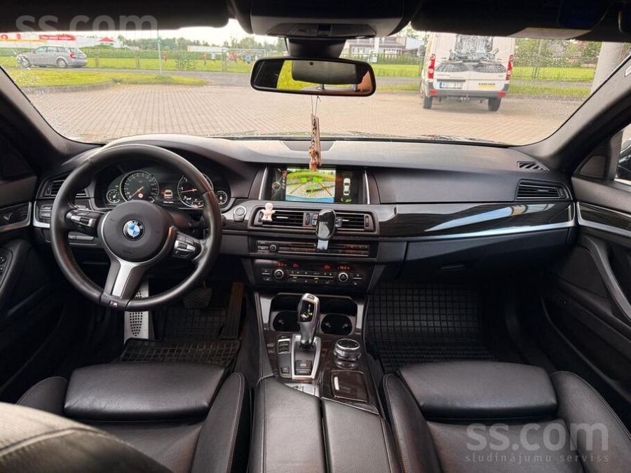 Blue BMW 530 2014 in Valmiera, with an engine capacity of 3.00 L and mileage of 247 thousand km for 14000 €, photo 14 on AUTOMOTO.COM.LV