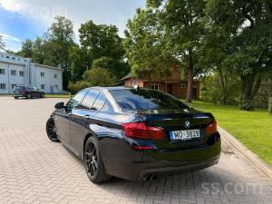 Blue BMW 530 2014 in Valmiera, with an engine capacity of 3.00 L and mileage of 247 thousand km for 14000 €, photo 16 on AUTOMOTO.COM.LV