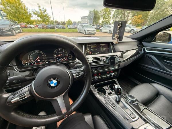 Blue BMW 530 2014 in Valmiera, with an engine capacity of 3.00 L and mileage of 247 thousand km for 14000 €, photo 3 on AUTOMOTO.COM.LV