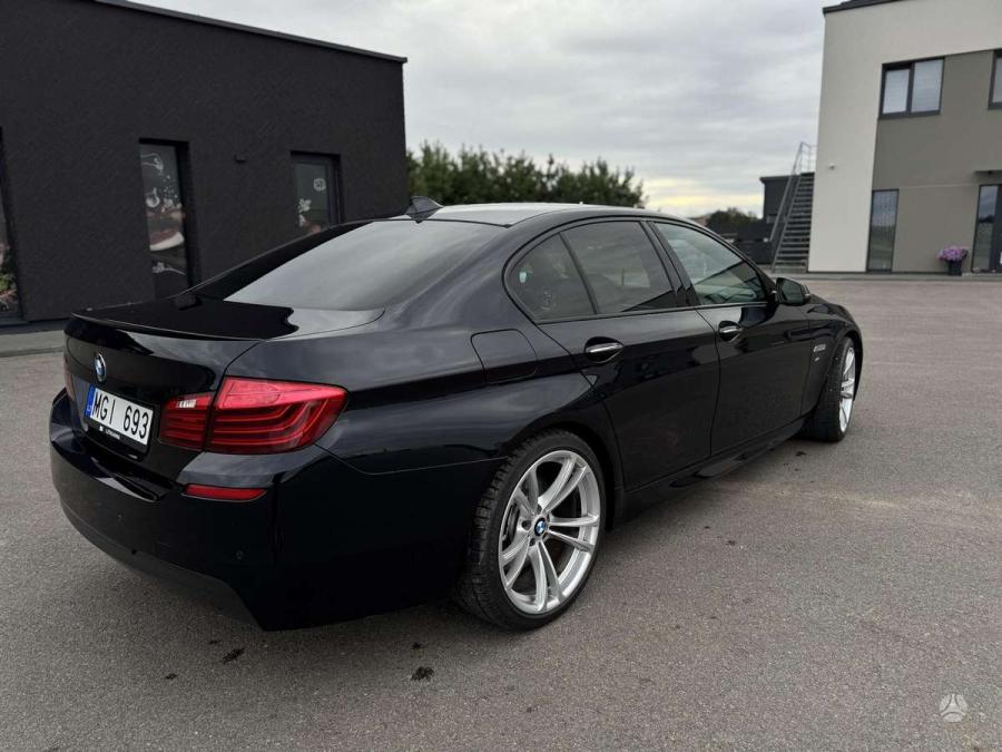 Zils BMW 530 2014 Kauņa, ar dzinēja tilpumu 2.99 L un nobraukumu 315 tūkst. km par 15300 €, foto 5 vietnē AUTOMOTO.COM.LV