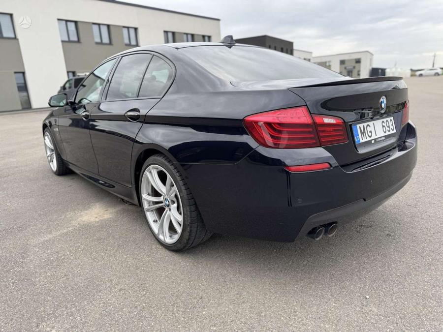 Zils BMW 530 2014 Kauņa, ar dzinēja tilpumu 2.99 L un nobraukumu 315 tūkst. km par 15300 €, foto 12 vietnē AUTOMOTO.COM.LV