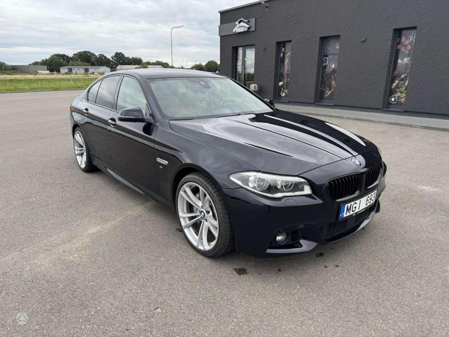 Zils BMW 530 2014 Kauņa, ar dzinēja tilpumu 2.99 L un nobraukumu 315 tūkst. km par 15300 €, foto 18 vietnē AUTOMOTO.COM.LV