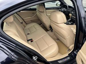 Zils BMW 530 2014 Kauņa, ar dzinēja tilpumu 2.99 L un nobraukumu 315 tūkst. km par 15300 €, foto 24 vietnē AUTOMOTO.COM.LV