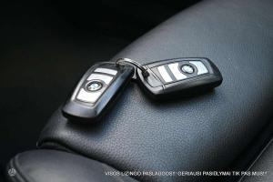 Zils BMW 530 2014 Kretinga, ar dzinēja tilpumu 2.99 L un nobraukumu 281 tūkst. km par 11999 €, foto 35 vietnē AUTOMOTO.COM.LV