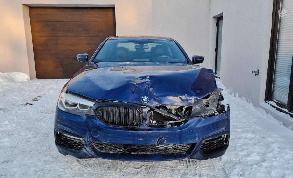 Blue BMW 530 2017 in Mazeikiai, with an engine capacity of 2.00 L and mileage of 250 thousand km for 12850 €, photo 9 on AUTOMOTO.COM.LV