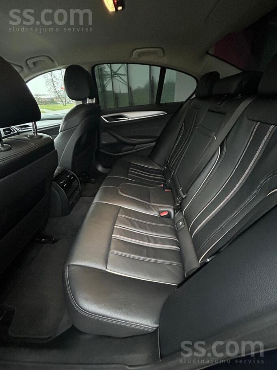 Zils BMW 530 2017 Rīga, ar dzinēja tilpumu 3.00 L un nobraukumu 300 tūkst. km par 19500 €, foto 12 vietnē AUTOMOTO.COM.LV