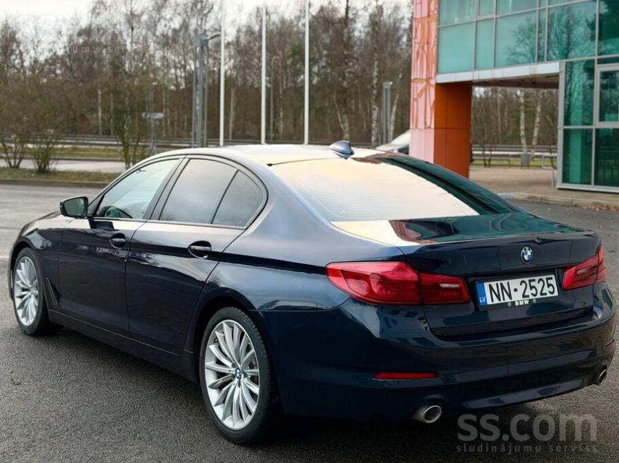 Zils BMW 530 2017 Rīga, ar dzinēja tilpumu 3.00 L un nobraukumu 300 tūkst. km par 19500 €, foto 16 vietnē AUTOMOTO.COM.LV