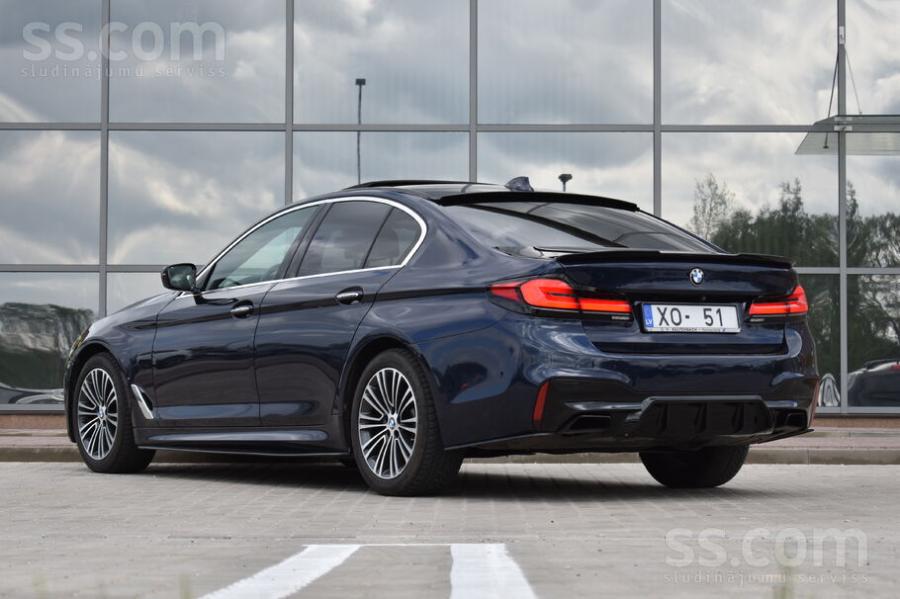 Blue BMW 530 2017 in Valmiera, with an engine capacity of 3.00 L and mileage of 220 thousand km for 24750 €, photo 6 on AUTOMOTO.COM.LV