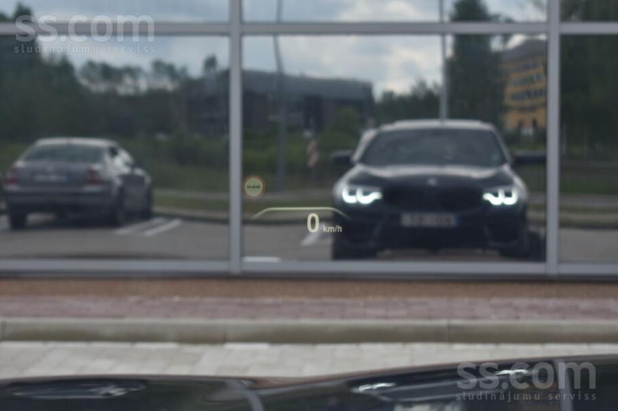 Blue BMW 530 2017 in Valmiera, with an engine capacity of 3.00 L and mileage of 220 thousand km for 24750 €, photo 17 on AUTOMOTO.COM.LV