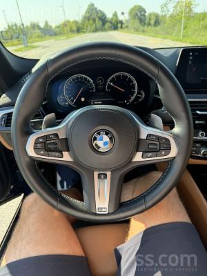 Blue BMW 530 2017 in Riga, with an engine capacity of 2.00 L and mileage of 78 thousand km for 25990 €, photo 6 on AUTOMOTO.COM.LV