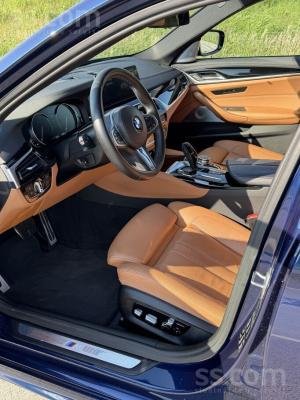 Blue BMW 530 2017 in Riga, with an engine capacity of 2.00 L and mileage of 78 thousand km for 25990 €, photo 7 on AUTOMOTO.COM.LV